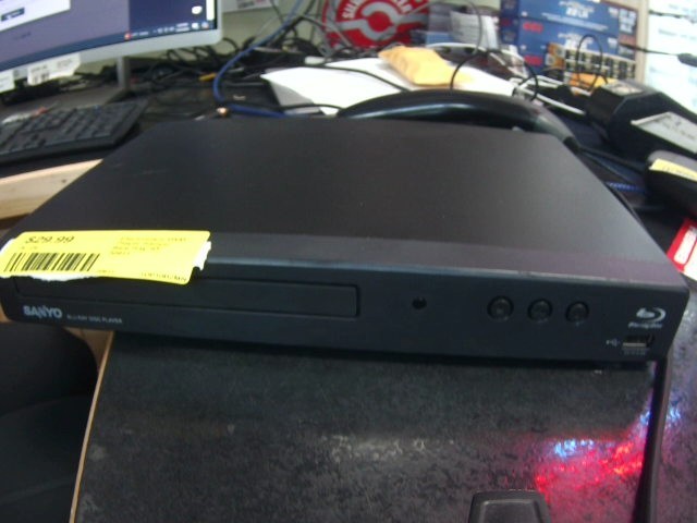 Sanyo Blue Ray Player with Remote | Viking Gun & Pawn